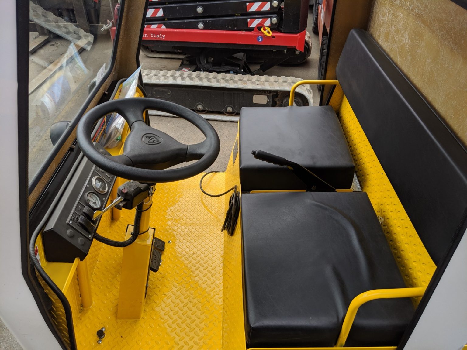 Taylor Dunn BQ-015-00 Electric Ute/Buggy - Bay City Forklifts